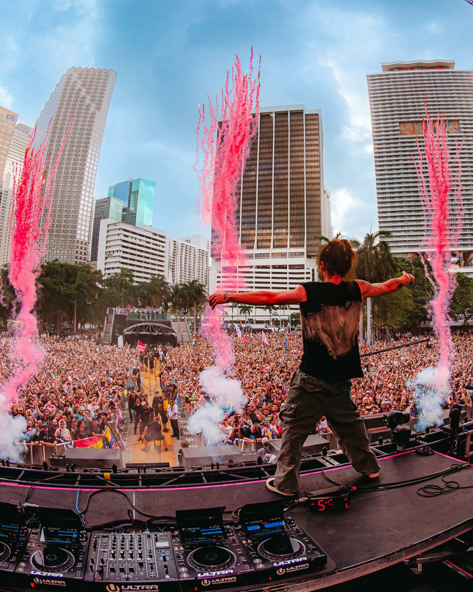 Subtronics sort la première partie de son nouvel album Fibonacci et ...